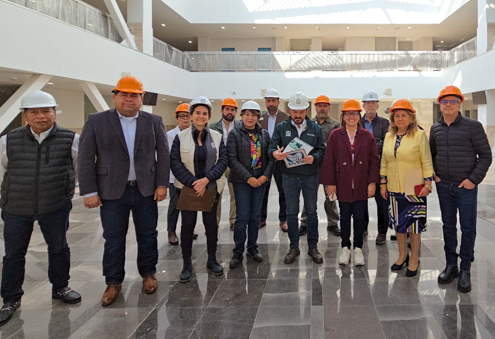 Azucena, Delfina y Zoé Robledo constatan avances de la UMF 93 del IMSS ...