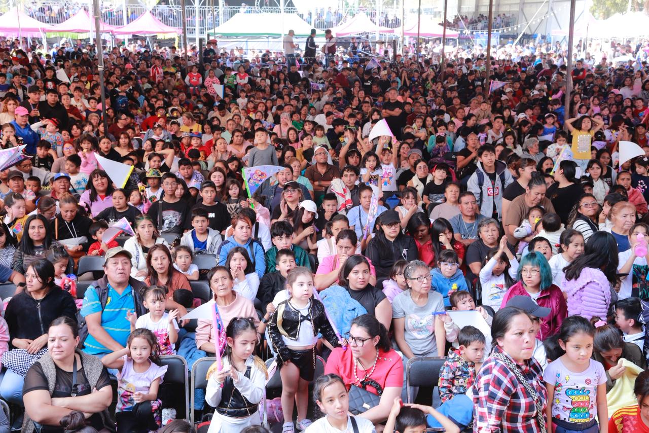Lleva Raciel Pérez alegría y juguetes a miles de niños en Tlalnepantla ...