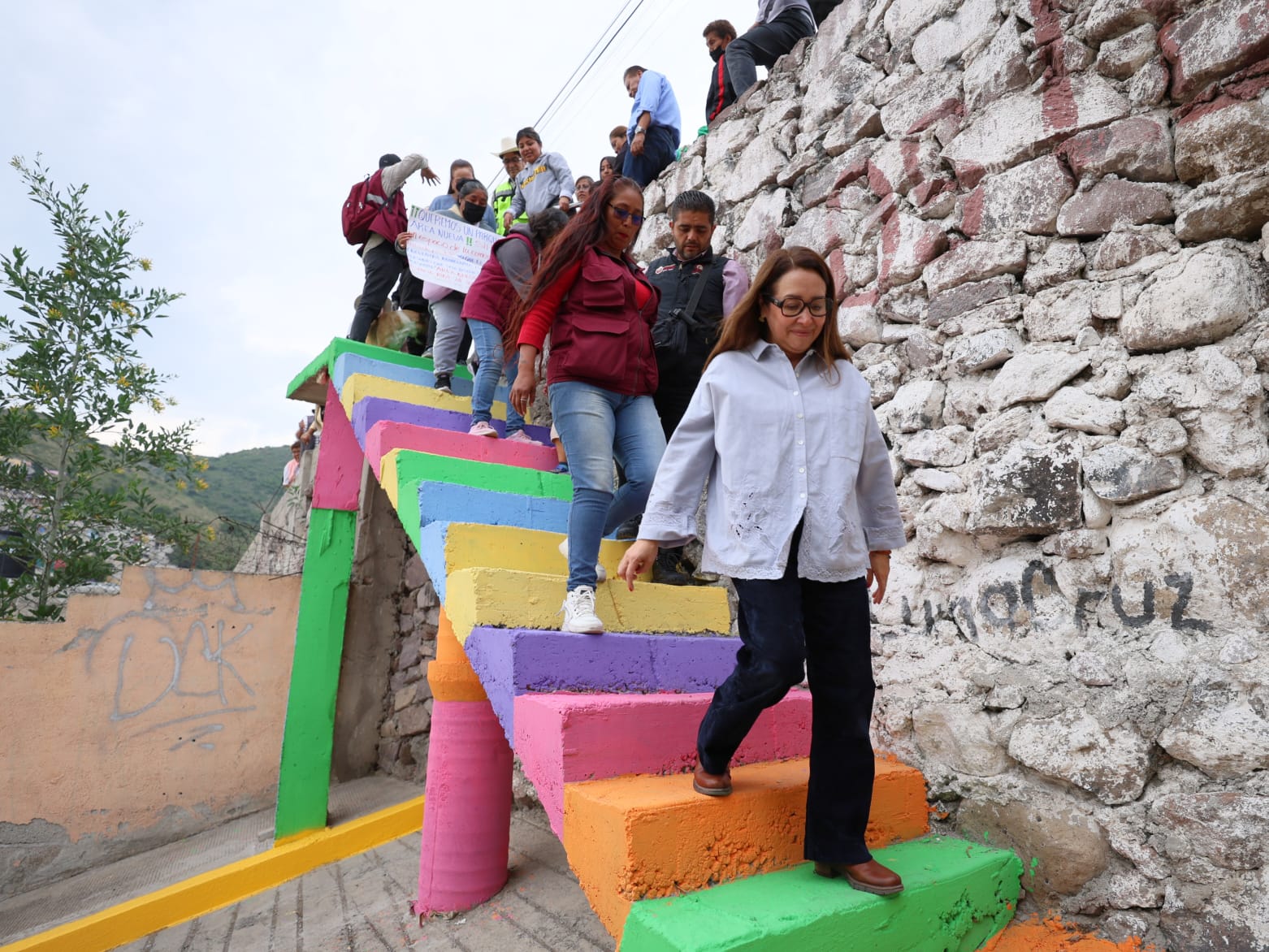 Con trabajo, Gobierno Municipal y vecinos transforman la parte alta de ...